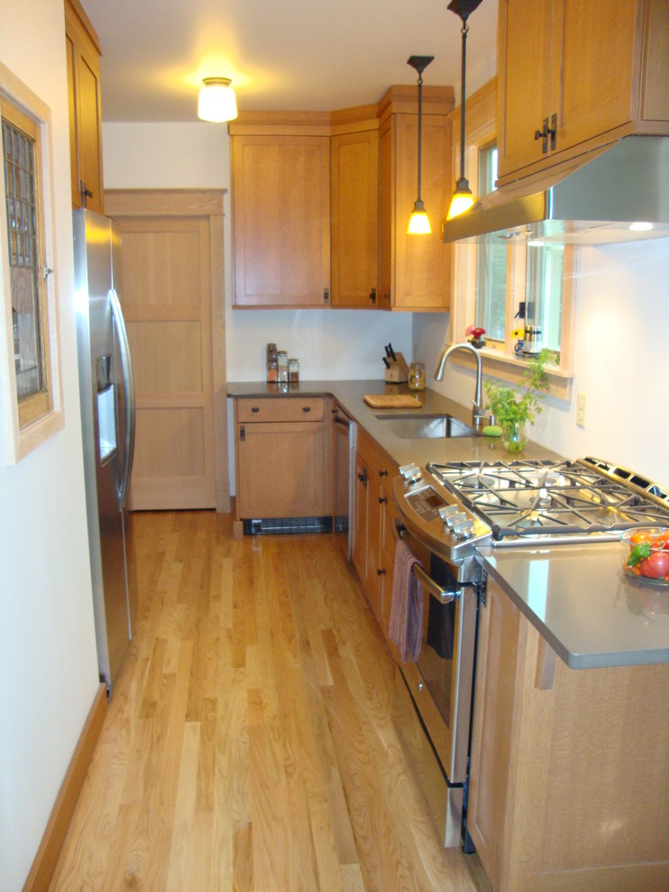 Simplified Craftsman Style - Craftsman - Kitchen - Boston - by Justina ...