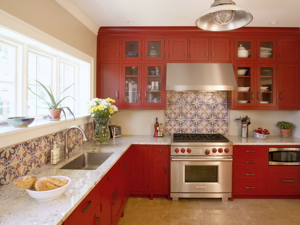 Simply Red - Traditional - Kitchen - St Louis - by GEGG DESIGN ...