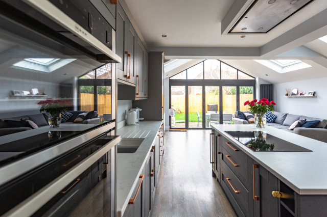 Single storey wraparound extension to Victorian mid terrace ...