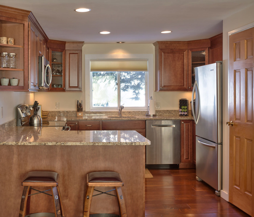 Ski Condo Kitchen Renovation - Traditional - Kitchen - Burlington - by ...