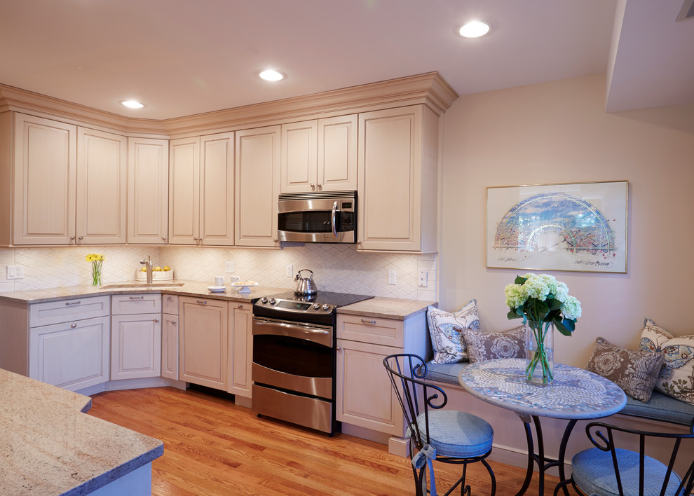 Small and Smart - Transitional - Kitchen - Chicago - by DDK Kitchen ...