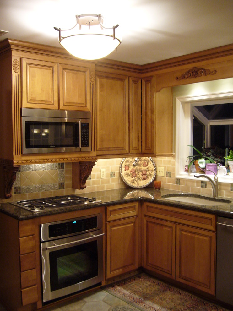 Small Kitchen Design - Transitional - Kitchen - DC Metro - by Golden ...