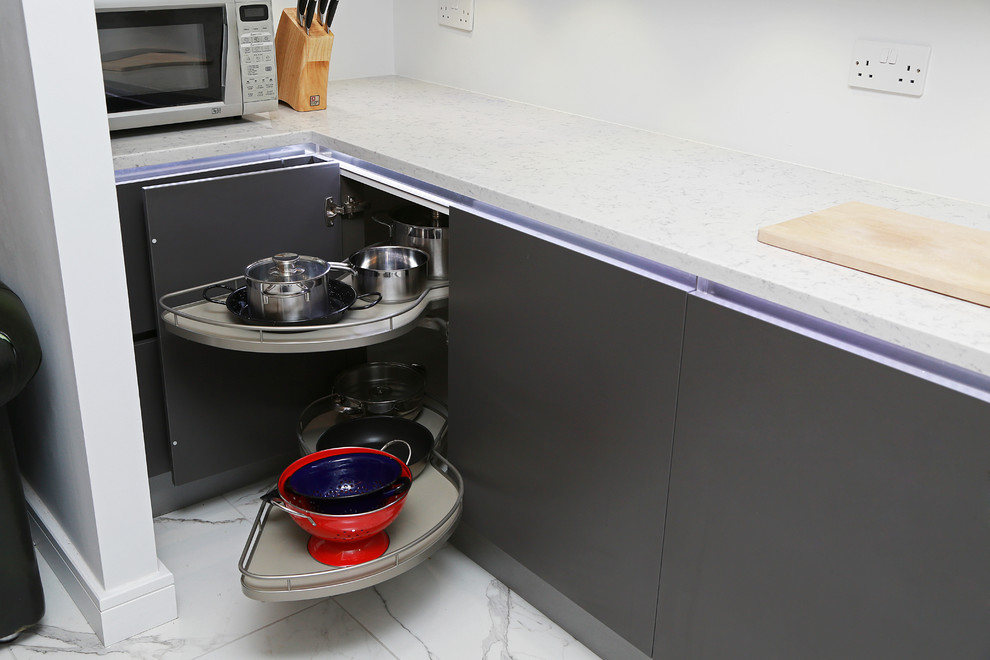 Small Kitchen Ideas and Solutions - Modern - Kitchen - London - by LWK ...