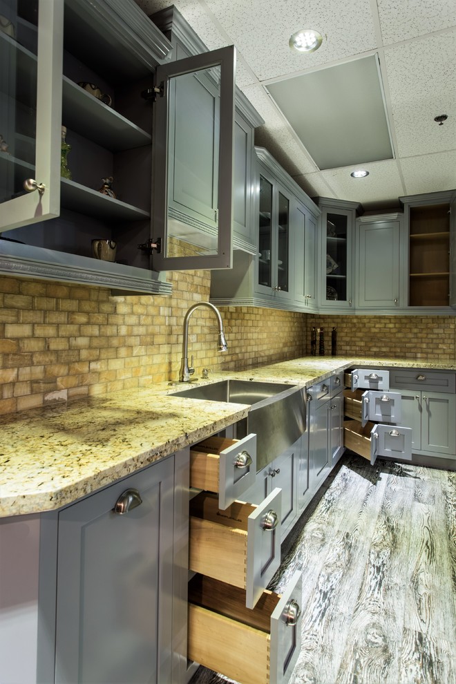 Soft-Closing Drawers and Hinges - Country - Kitchen - Los Angeles - by ...