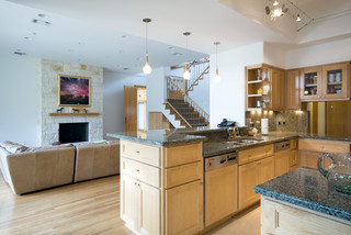 Solar Home - Traditional - Kitchen - Houston - by RD Architecture, LLC