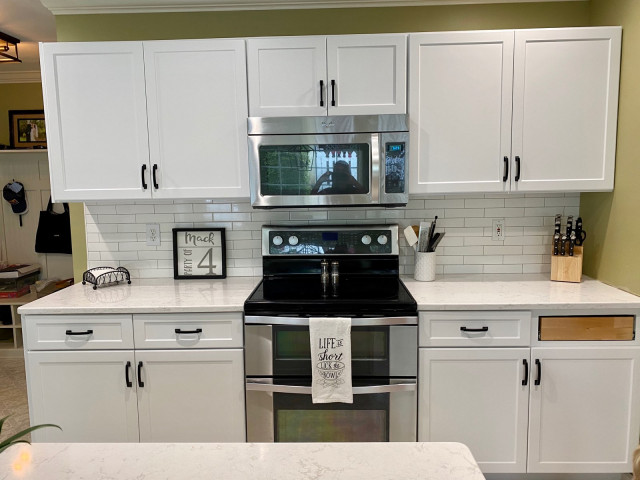 Sonoma Tilemakers Pure White Subway Kitchen Backsplash Tile - Kitchen ...