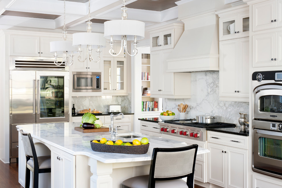 Sophisticated traditional "tuxedo" kitchen - Traditional - Kitchen ...