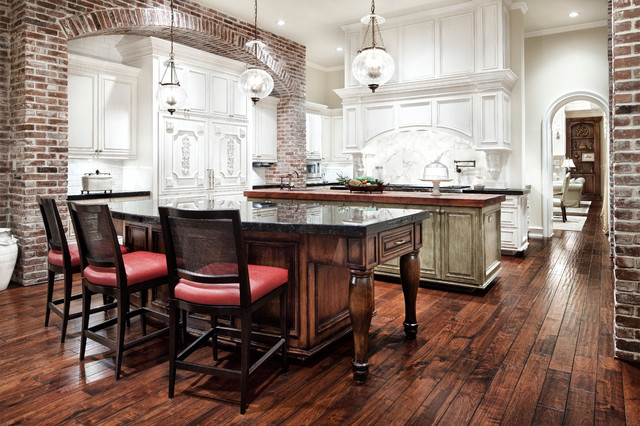 Southern Mississippi - Traditional - Kitchen - Houston - by JAUREGUI ...