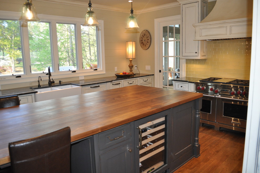 St. Ives - Traditional - Kitchen - Atlanta - by Keystone Millworks Inc | Houzz