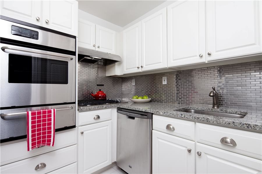 Staged For Sale - Contemporary - Kitchen - New York - by Julie Schuster ...