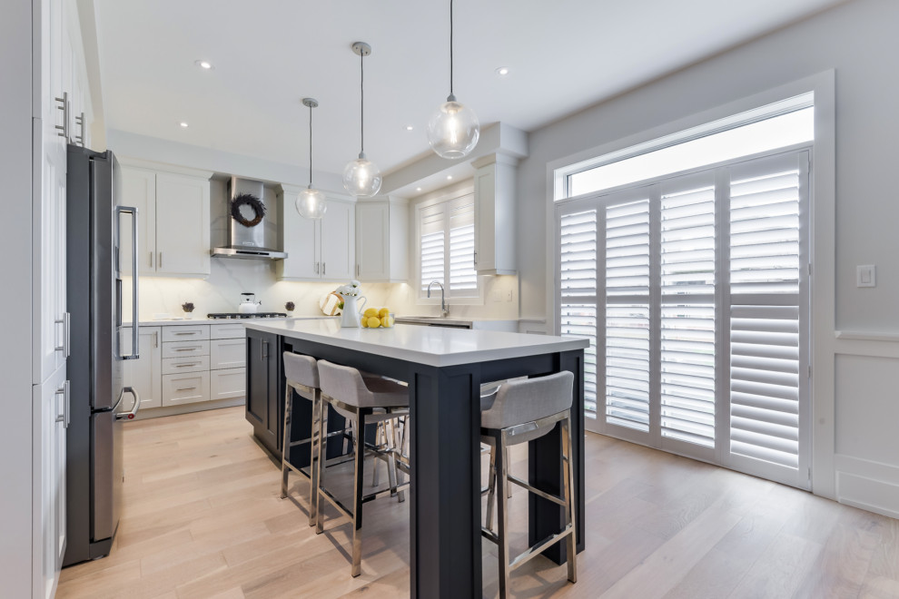 Staged Kitchen - Contemporary - Kitchen - Toronto - by KG Design | Houzz