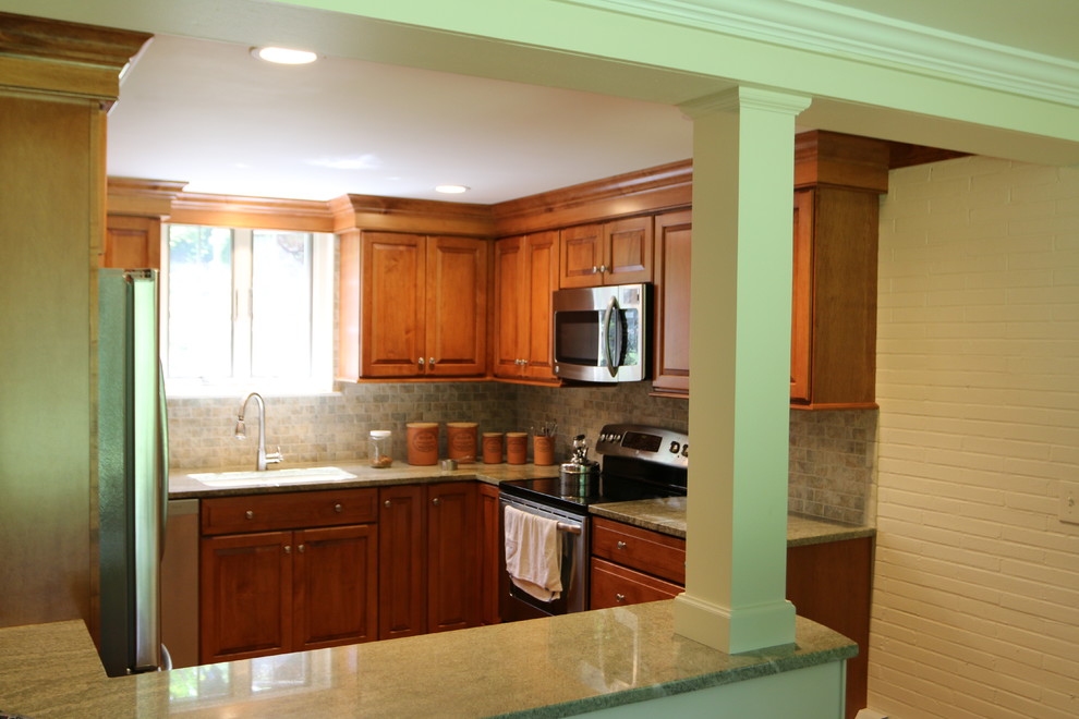 Stained Maple Kitchen Cabinets - Traditional - Kitchen - New York - by ...