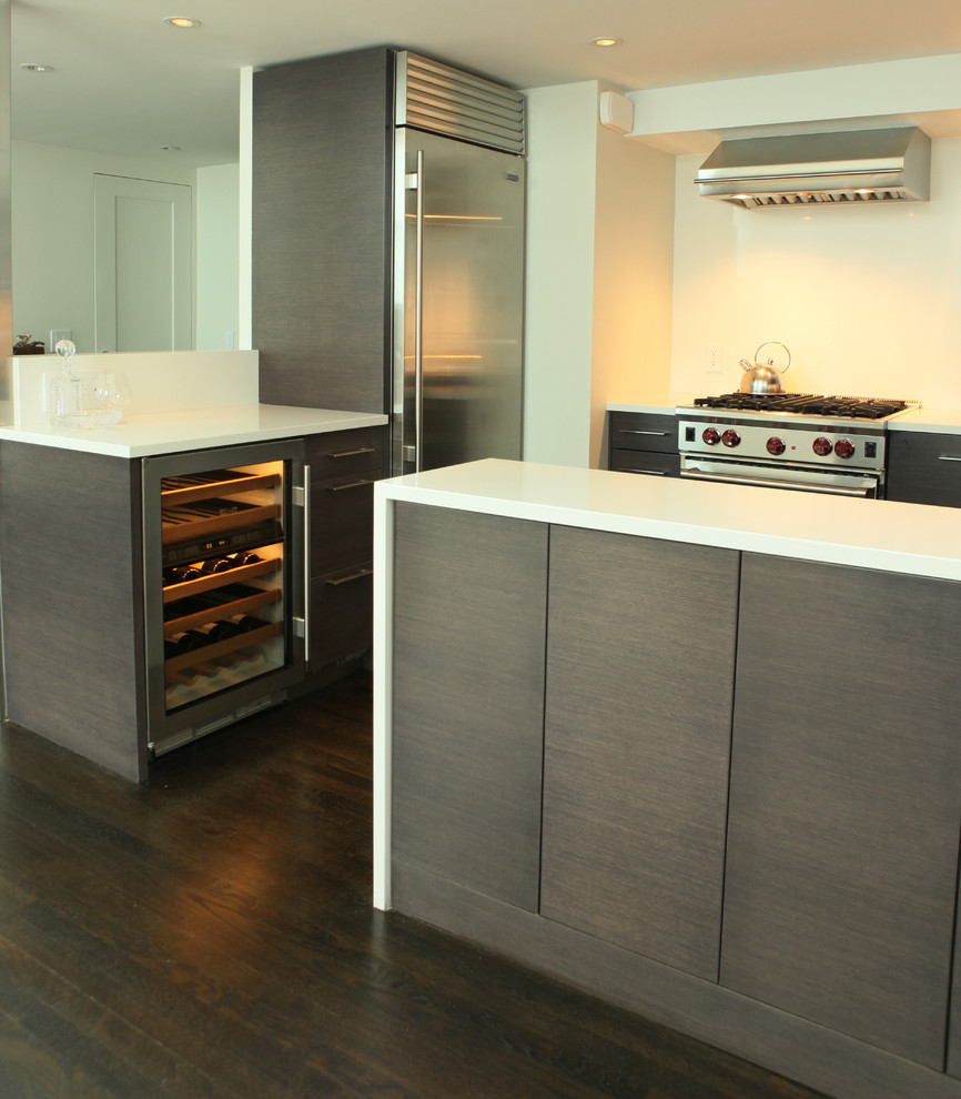 Stainless Steel Appliances Integrated into Contemporary Kitchen ...