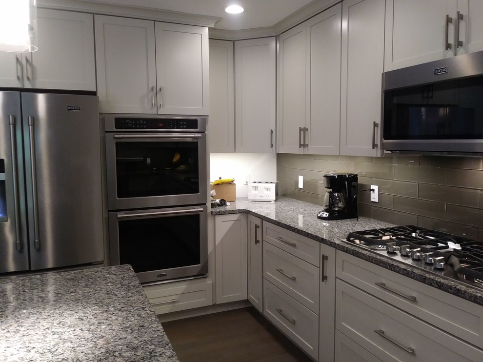 Stainless Steel Appliances - Modern - Kitchen - Chicago - by Von Tobel ...
