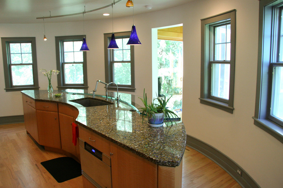 Stanley Tigerman Home with Remodeled Kitchen - Contemporary - Kitchen ...