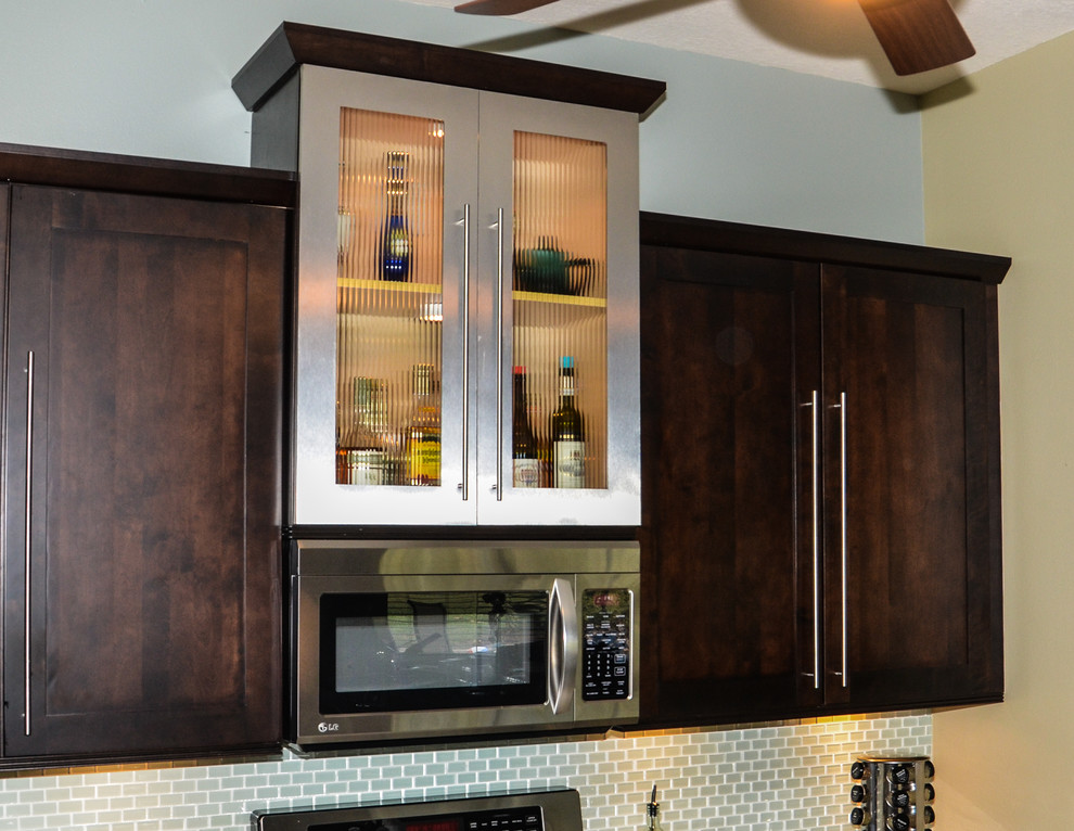 Starlight Kitchen - Contemporary - Kitchen - Orlando - by Total Home ...