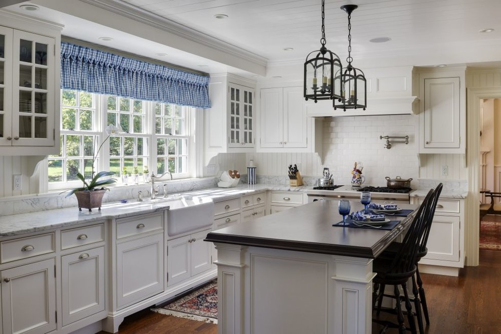 Stately White Kitchen - Traditional - Kitchen - Boston - by Platt ...