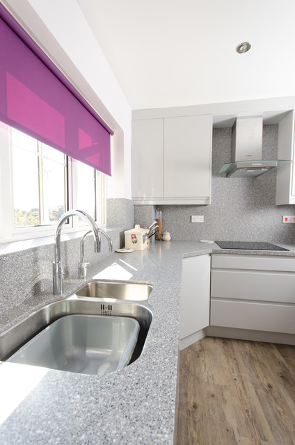 Stay cool with a clean, modern kitchen design in soft grey J - Kitchen ...