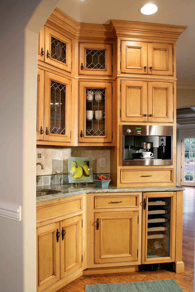 Stine Kitchen - Traditional - Kitchen - Newark - by Sawhorse Designs ...