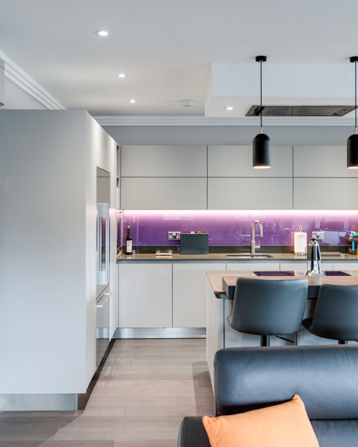 Stone Grey Kitchen & Living Area - Contemporain - Cuisine ...