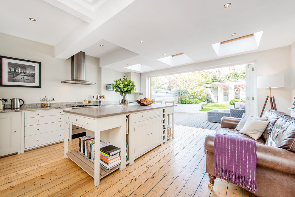 Streatham - Transitional - Kitchen - London - by Lambert & Sons Limited | Houzz UK
