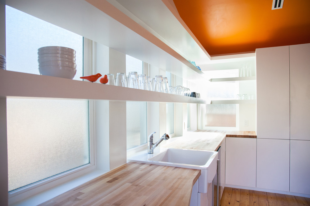 studio suite - Kitchen - Austin - by D-CRAIN Design and Construction ...