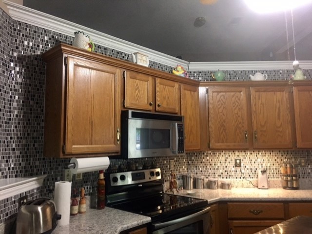 Stunning backsplash and Caesarstone top - Transitional - Kitchen ...
