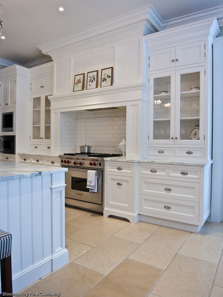 Stunning Hoggs Hollow Kitchen - Transitional - Kitchen - Toronto - by ...