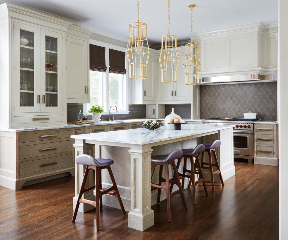 Suburban Dwemer - Kitchen - Chicago - by Buckingham Interiors + Design LTD