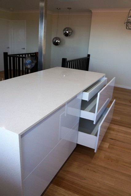 Suburban Minimalist Kitchen - Contemporary - Kitchen - Perth - by ...