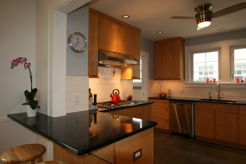 Suburban Splendor - Modern - Küche - New York - von LM Interior Design ...