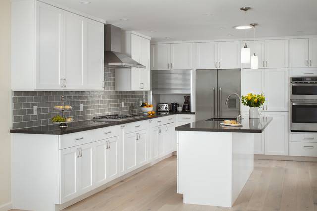 Sunnyvale Modern Kitchen and Bathroom Transformation - Moderno - Cocina ...