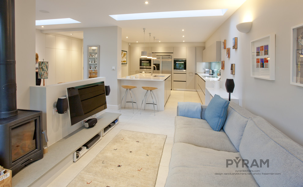 Super matt satin lacquer kitchen in light grey - Contemporary - Kitchen ...