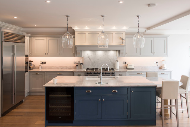 Super White Quartzite Kitchen Worktops with Shark Nose Edge Profiling ...