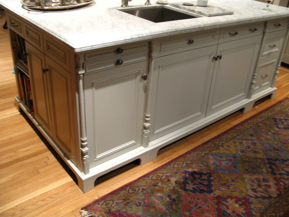 SUSAN'S KITCHEN - Traditional - Kitchen - Toronto - by Handmade ...