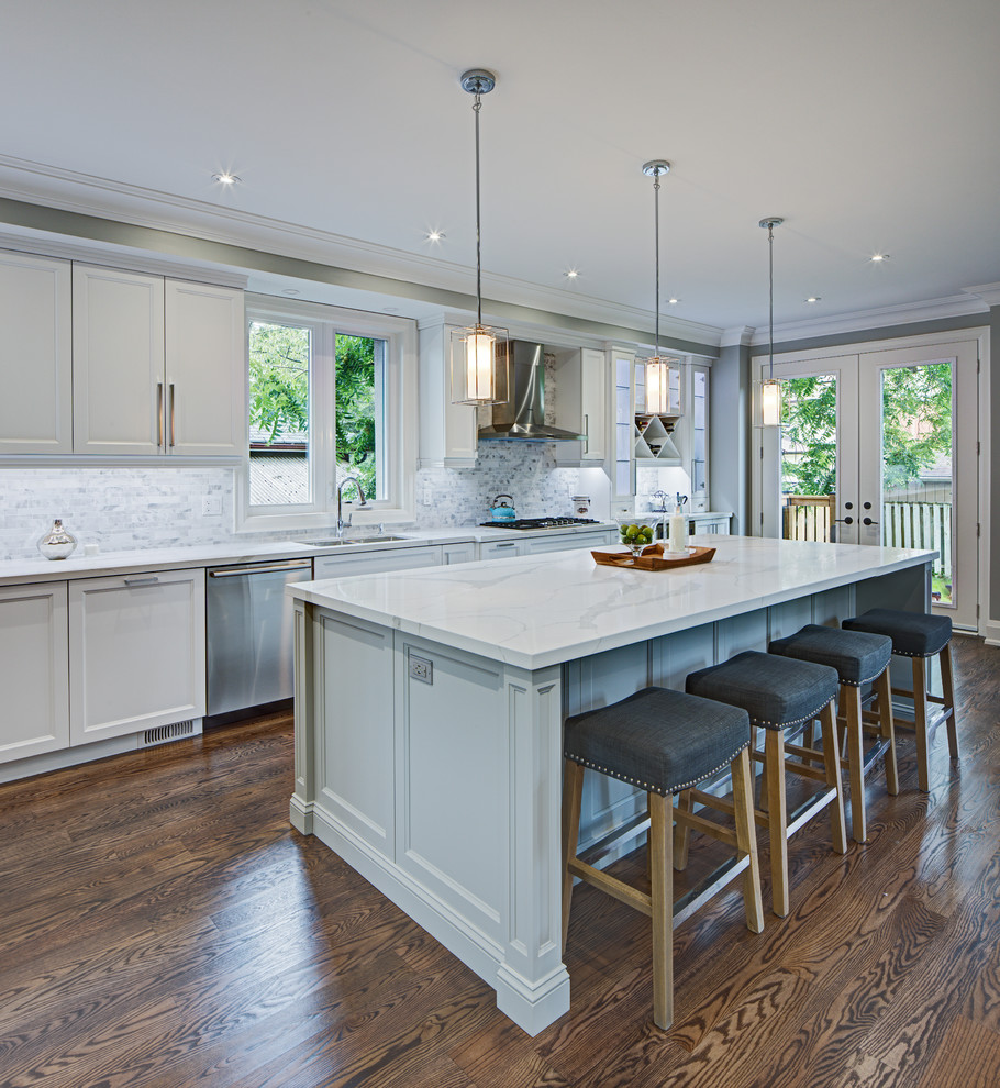 Symons Kitchen Design - Kitchen - Toronto - by Lucvaa Kitchens | Houzz