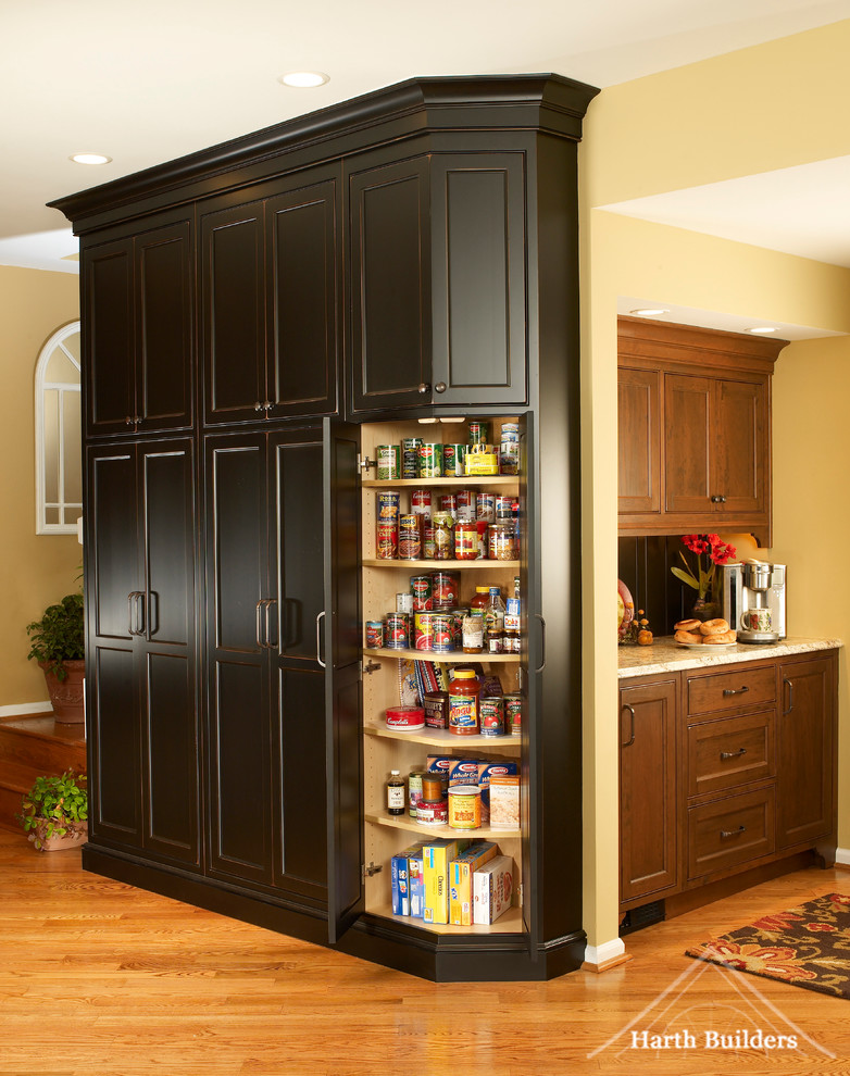 Tall Pantry - Kitchen - Philadelphia - by Harth Builders | Houzz