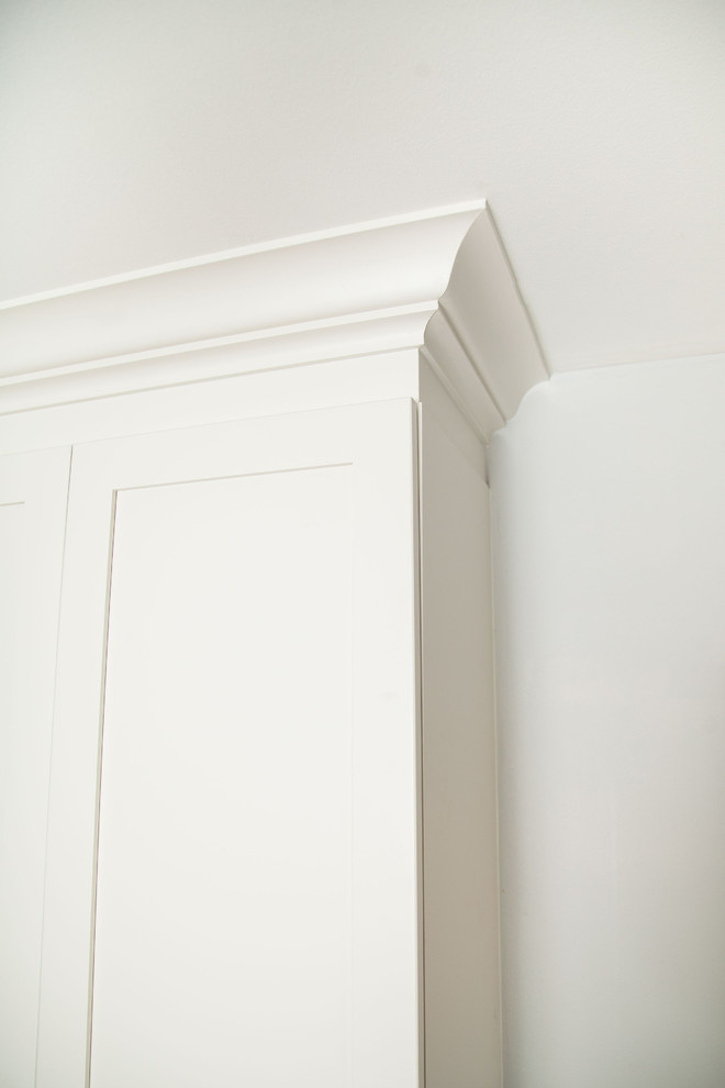 Tall Transitional Crown Moulding - Transitional - Kitchen - Toronto ...