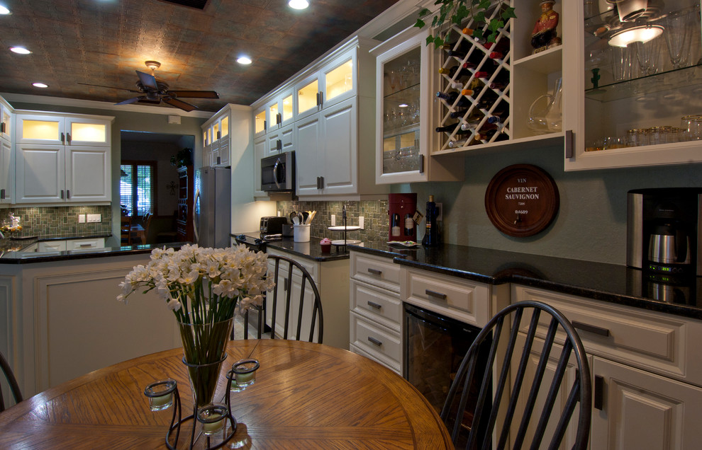 tampa bay area - Traditional - Kitchen - Tampa - by DeGeorge Ceilings ...