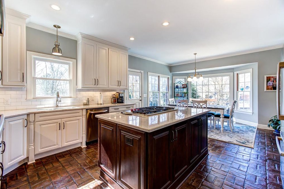 TANGLEWOOD KITCHEN- CASE Design/Remodeling Birmingham - Traditional ...