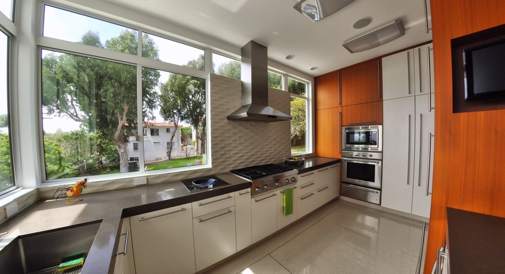 Teak & White kitchen - Contemporary - Kitchen - Los Angeles - by His ...