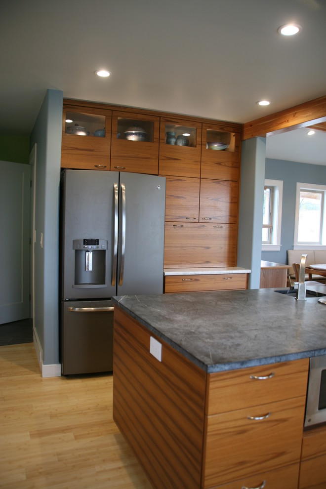 Teak Kitchen - horizontal grain - Modern - Kitchen - New York - by ...