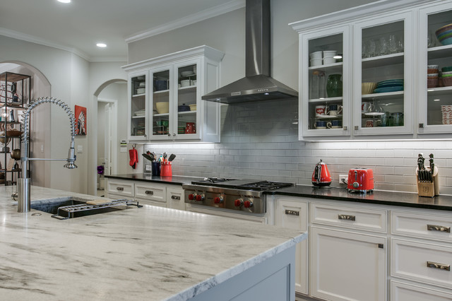 Teakwood Traditional - Traditional - Kitchen - Dallas - by Shaddock Caldwell Builders ...