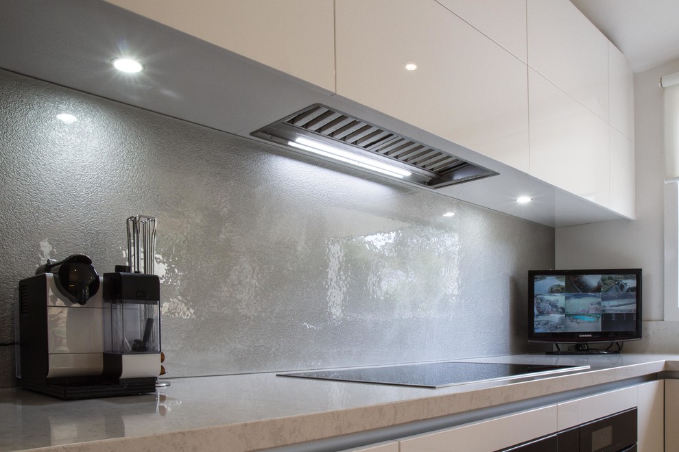 Templestowe Kitchen, Buffet and Desk - Modern - Kitchen - Melbourne ...