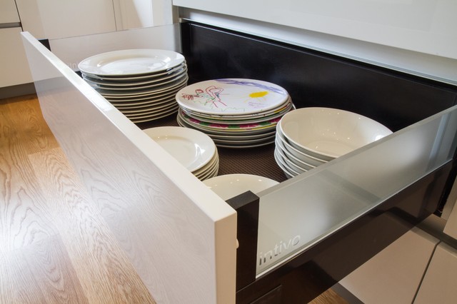 Templestowe Kitchen, Buffet and Desk - Modern - Kitchen - Melbourne ...