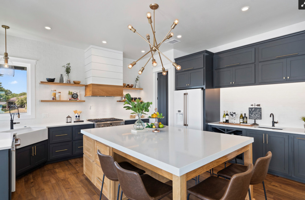 Texas Hill Country Lakehouse - Beach Style - Kitchen - Austin - by ...