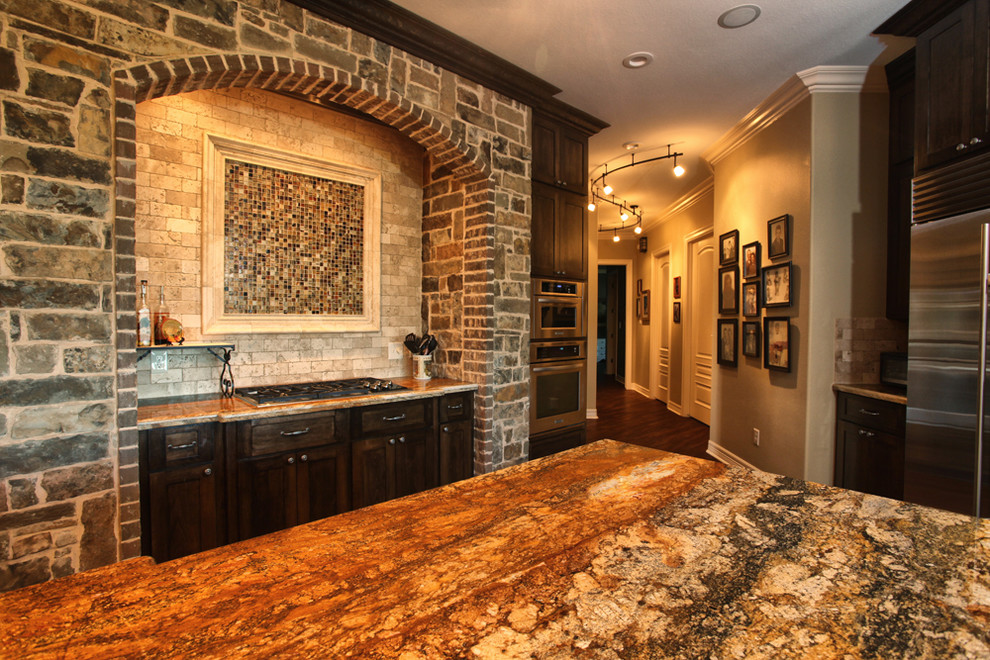 Texas Ranch - Traditional - Kitchen - Houston - by Ambiance | Houzz