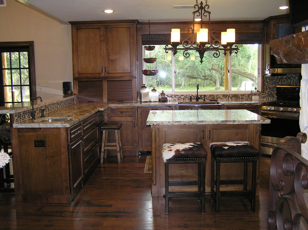 Texas Ranch - Traditional - Kitchen - Houston - by Rainey Richardson ...