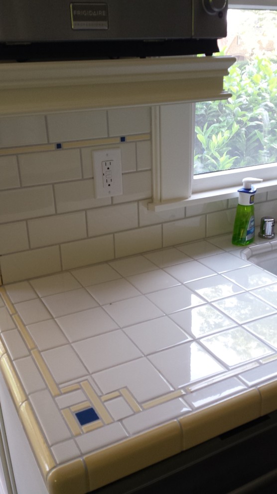 The 100-Square-Foot Kitchen: Bringing Back Beauty to a Bungalow ...