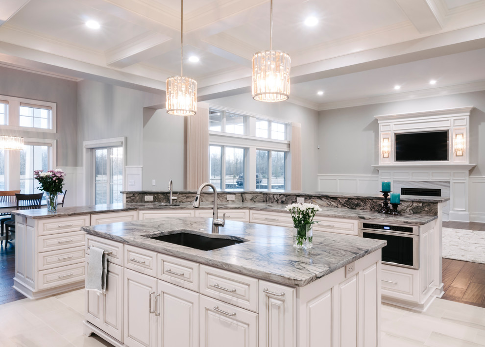 The Alexander - Transitional - Kitchen - Cleveland - by EKA Build | Houzz